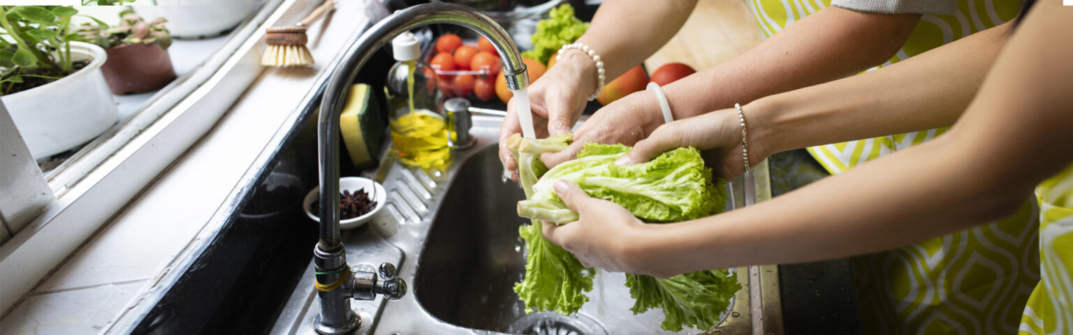 Food Sharing Safety: How to Avoid Foodborne Illnesses